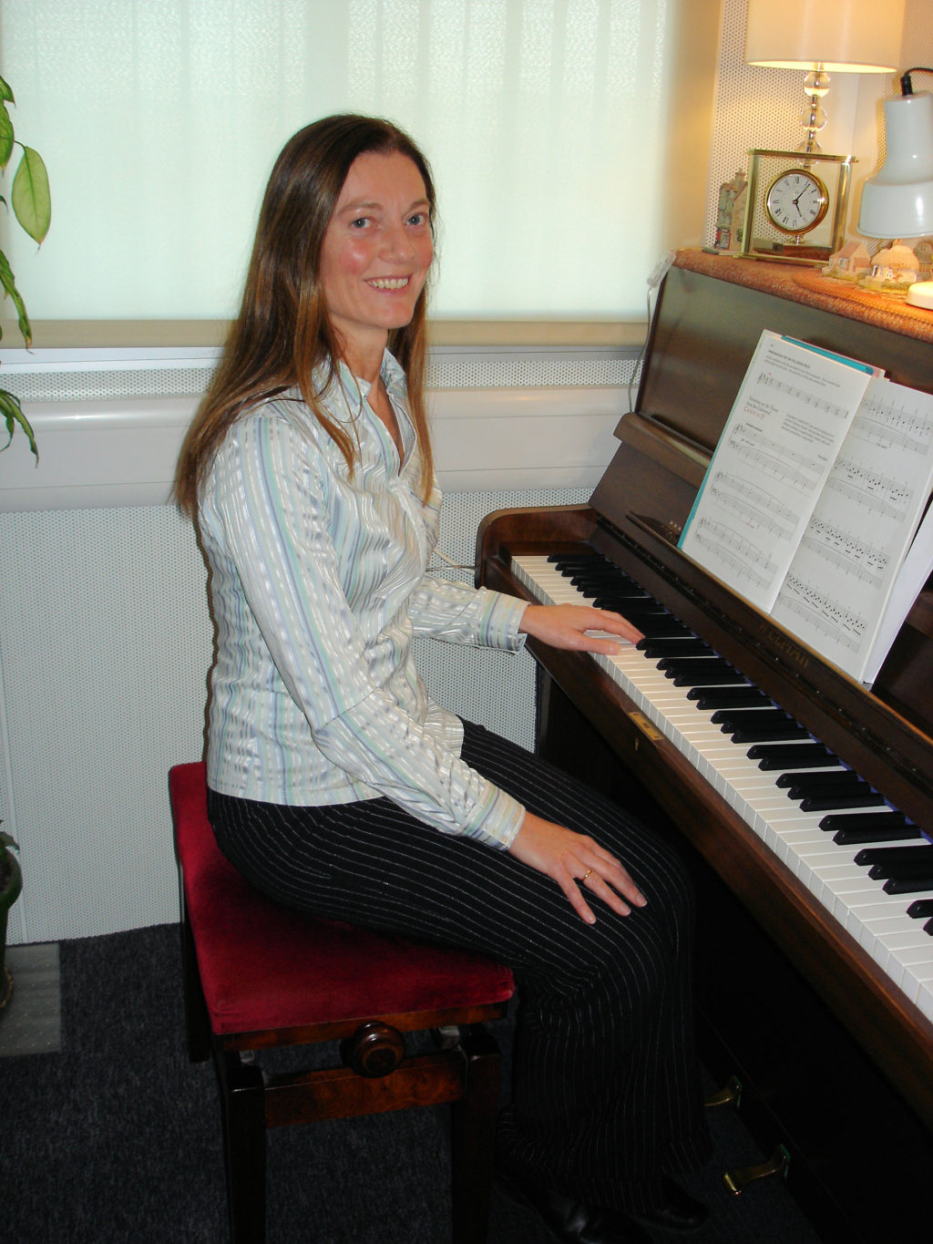 Dr Suzanne P. (Grade 8) - Michael Spacie Music Tuition